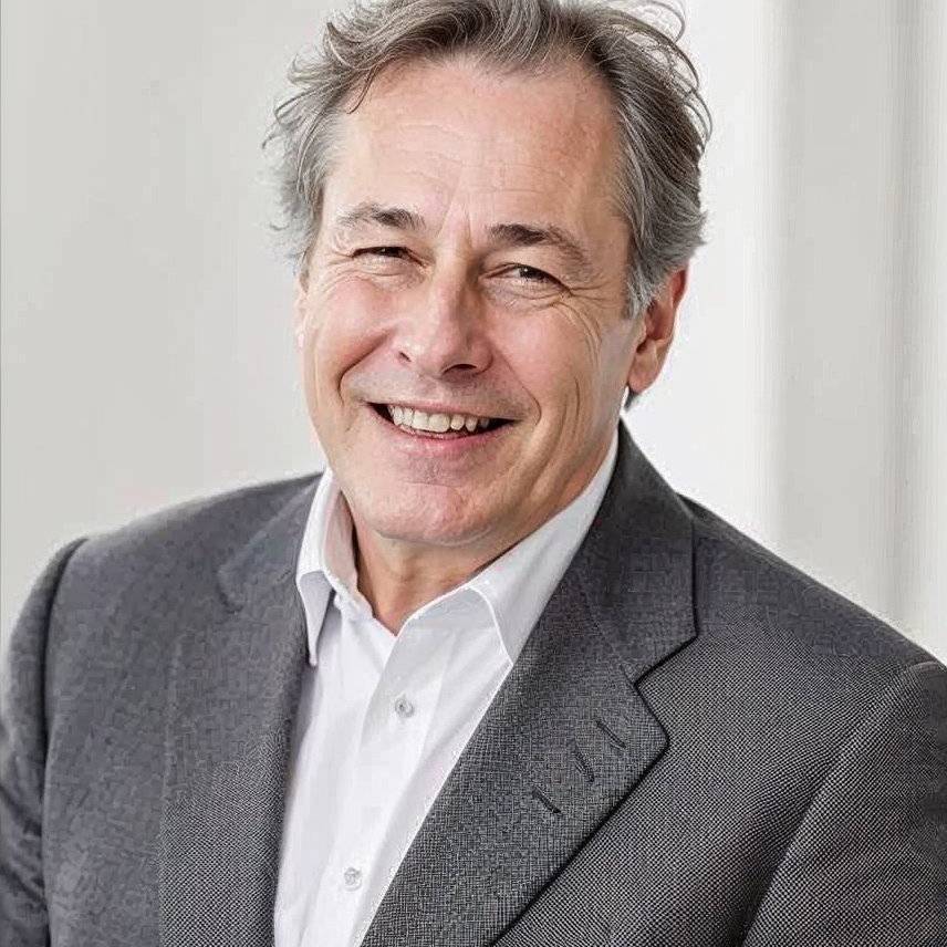Peter Wolstencroft's Instagram, Twitter & Facebook on IDCrawl